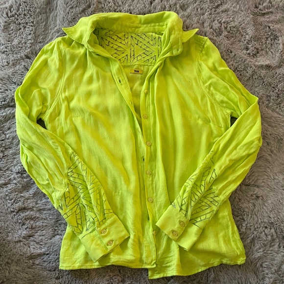 Triton | Tops | Highlighter Green Shirt With Sleeve And Back Detai ...